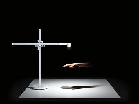 Dyson Launches Natural Daylight Simulating Task Light Architectureau