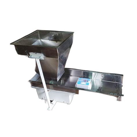 Linear Vibratory Hopper Application: Industrial at Best Price in ...