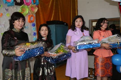 Жаргалант сумын Цаст Алтай цогцолбор сургуулийн 1 р ангийн 160 сурагч ЭРДМИЙН БАЯР аа тэмдэглэв