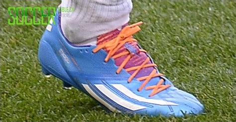 球员实著梅西穿上了定制版 Adizero F50 Adidas阿迪达斯足球鞋 Soccerbible中文站足球鞋pds情报站