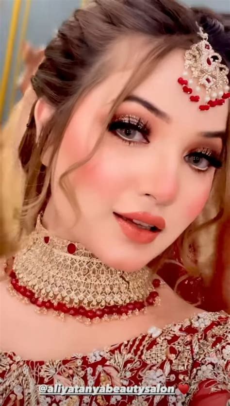 Rabeeca Khan Poses For A Cool Bridal Photoshoot Reviewitpk