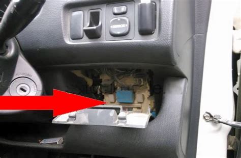 Предохранители Toyota Probox Succeed и реле с описанием и схемами блоков