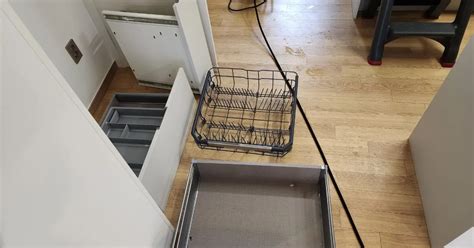 대체로 깔끔하게 잘해주셨습니다 청소종료 후 추가로 원하는 부분 말씀드리니까 그것까지 잘 마무리 해주셨어요 추천합니다 숨고 숨은고수