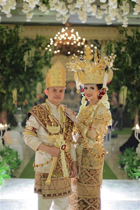 Baju Pengantin Adat Lampung Modern Gaun Pengantin Dan Pesta Pernikahan