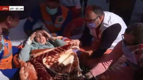 عرض الجرحى الفلسطينيين على لجنة الحجر الصحي ونقلهم إلى مستشفيات سيناء