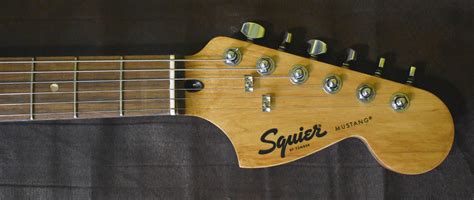 Sonic Mustang Hh Squier Sonic Mustang Hh Audiofanzine