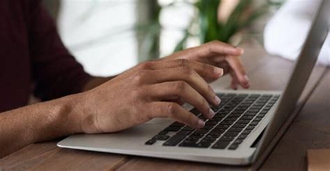Mengenal Apa Itu Copywriter, Tugas, dan Jenis-jenisnya - Cakravala.co