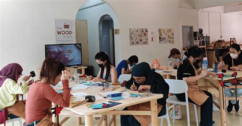 Our 1st Wood Carving Class Bunga Raya Pocket Mirrors The Wood Place