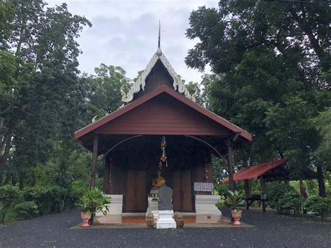 วัดอุตราราม ตำบลยางสีสุราช อำเภอยางสีสุราช จังหวัดมหาสารคาม Added A New วัดอุตราราม ตำบลยาง