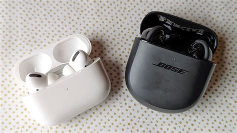 Apple Airpods Pro Vs Bose Quietcomfort Earbuds Which Earbuds Win Tom S Guide