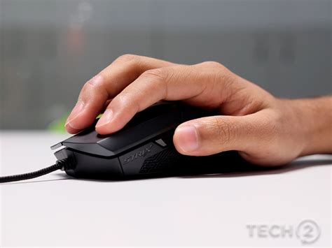 Asus Rog Strix Evolve Mouse Review Affordable Ergonomic And Customisable What S Not To Like