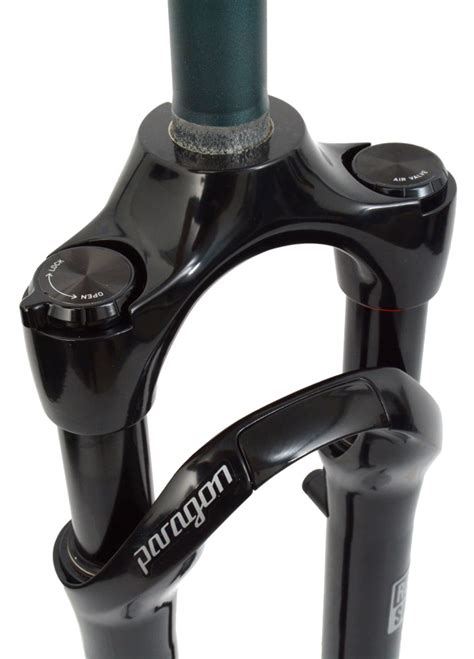 Вилка Rock Shox Paragon Gold RL Solo Air 65мм 28" 9mm 1.1/8 Disc черная ...