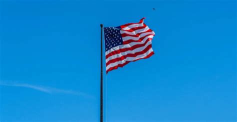 美国以涉俄因素制裁中国企业，外交部：强烈不满和坚决反对腾讯新闻