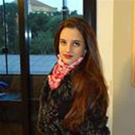Stream Adriana Perini Music Listen To Songs Albums Playlists For