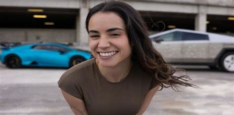 Daisy Blooms Biography Real Name Age Net Worth Tiktok Instagram