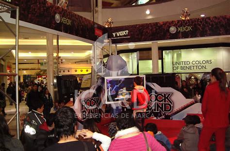 Mall Plaza Trébol Promoción Xbox Icardi Producciones