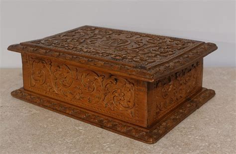Proantic Wooden Box Of Sainte Lucie Workshop Of César Bagard