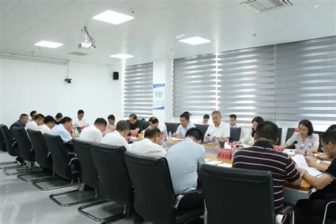 夏文勇副省长到吉安调研吉安市电子信息产业发展情况并参加座谈会 吉安市电子信息产业联盟