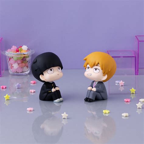 Mob Psycho 100 III Arataka Reigen Lookup Series Figure Crunchyroll