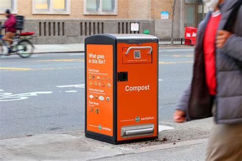 New York City S Smart Composting Bin Requires An App