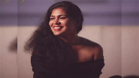 Kerala News Hindiन्यूड होने का मतलब हमेशा अश्लील नहीं महिलाओं का अपने