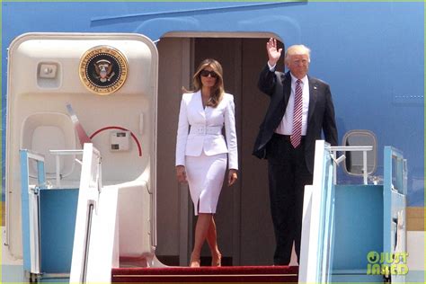 Melania Trump Swats Away The Presidents Hand In Israel Photo 3903512