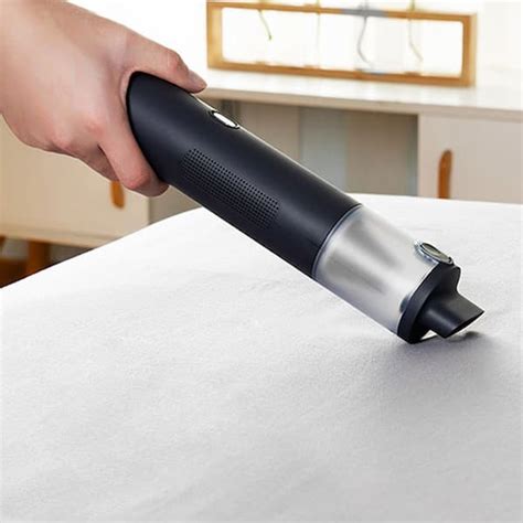 قیمت، خرید و مشخصات جارو شارژی و جامپ استارتر شیائومی مدل VACUUM ...