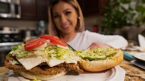 Tortas De Milanesa Recipe See That Milanesa De Pollo On The Left Column