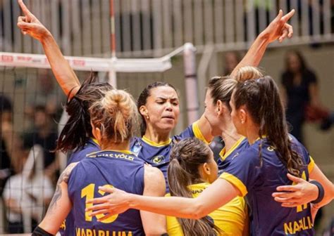 Crise No Campinas Mais Baixas Na Equipe Melhor Do Vôlei