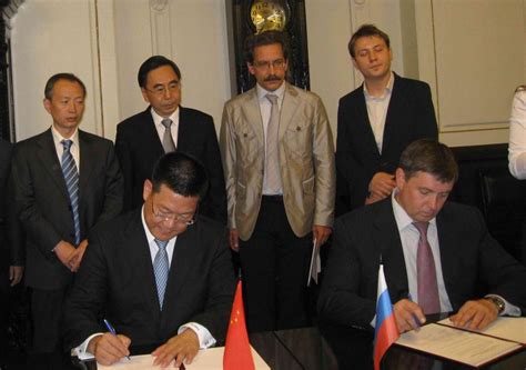 省长朱小丹见证我校与俄友好院校签约 留学生教育学院