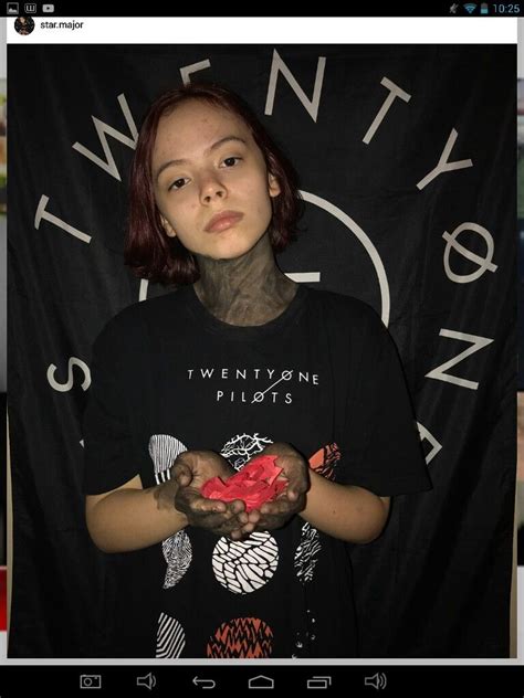 A Clique Girl 🌹