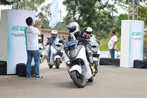 Motor Listrik Yamaha E01 Yang Resmi Mengaspal Di Indonesia Jatimpedia