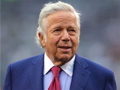 Breaking Patriots Sign Hated Rivals Pass Rusher In Shocking Move