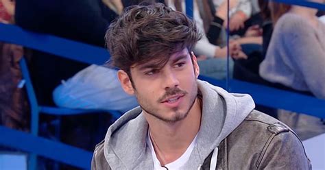 Uomini e Donne Luca Daffré ha fatto la sua scelta chi è la corteggiatrice fortunata tra