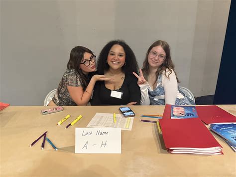 Cinderellas Threads Cinderellas Threads Dress Shop