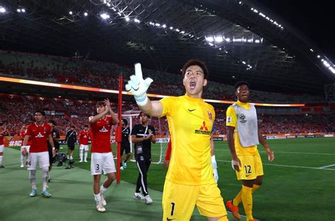 Gk西川「後ろから仲間がプレッシャーをかけてくれた」浦和サポの熱烈応援を力にpk戦で2本ストップ スポーツ報知