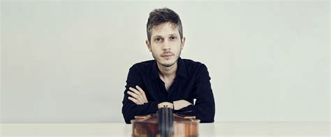 Federico Mecozzi Presenta Inwards Radio Bruno