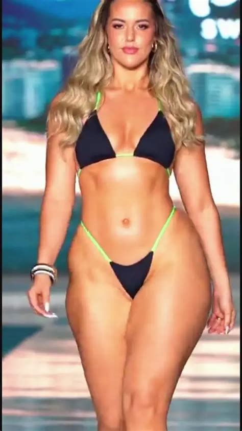 I Could Watch Marissa Dubois For Hours… 🔥modeling Fashion Hub🔥 Only