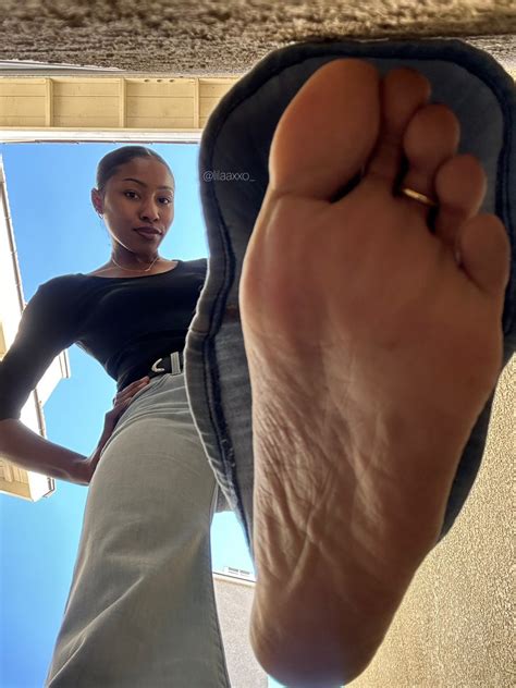 Ebony Feet By Feetlover055 On Deviantart