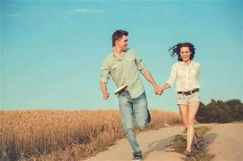 男人为什么不信外面的女人是为了他的钱，是妻子没明白这一点