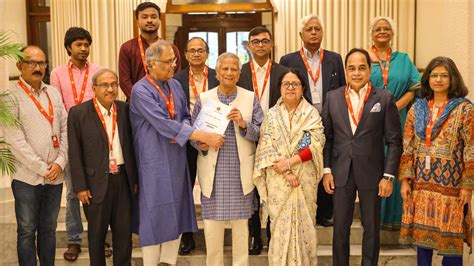 গণমাধ্যমের জন্য সহজ শর্তে ঋণের ব্যবস্থা রাখার সুপারিশ কমিশনের