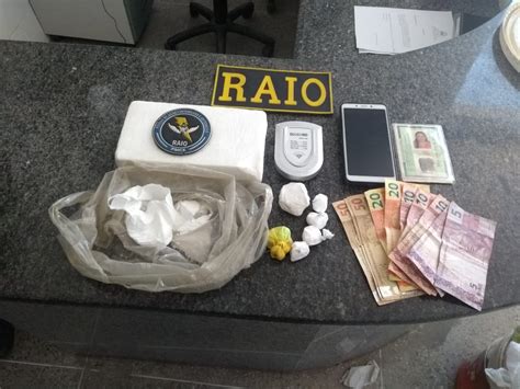 Polícia Apreende Mais De 1kg De Cocaína Em Iguatu Jornal A Praça
