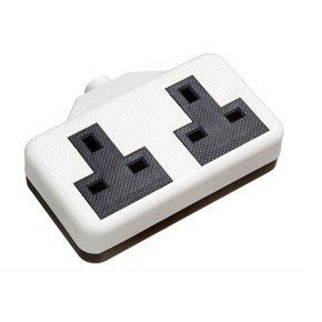 A RUBBER TWIN EXTENSION SOCKET