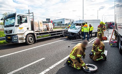 Ernstig Ongeval Op De A15 Bij Rotterdam Meerdere Rijstroken Afgesloten