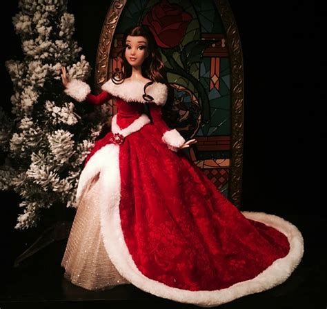Pin Di Cornélia Eleonora Su Princess Vestiti Barbie Disney
