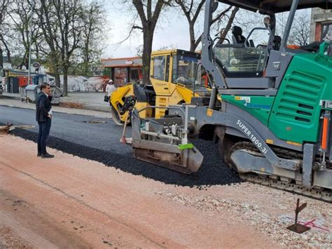 Асфалтирането на Брезовско шосе продължи едва 30 минути