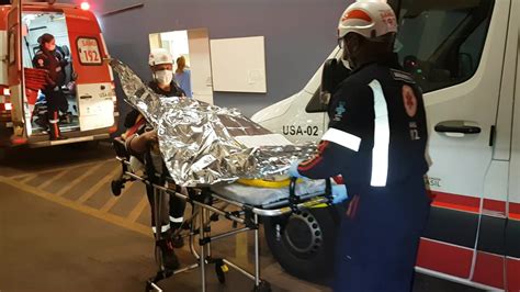 Vítimas de acidente na BR chegam ao HUOP local tem grande fluxo de pacientes nesta sexta