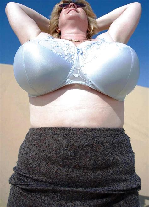 Big Bras On Boom Porn Pictures Xxx Photos Sex Images Pictoa