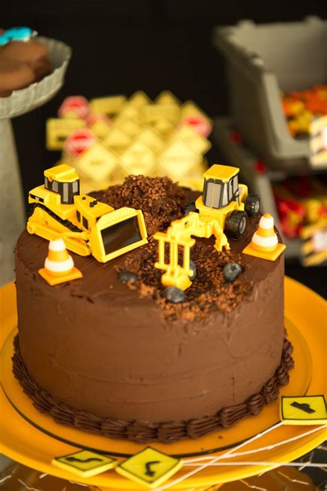Bolo Tema Trator Chantilly Minions Tema Festa Conjunto De Utens Lios Mesa Placa Papel