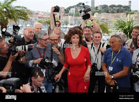 Sophia Loren Posing At The Photocall For Sophia Loren Presents Cannes